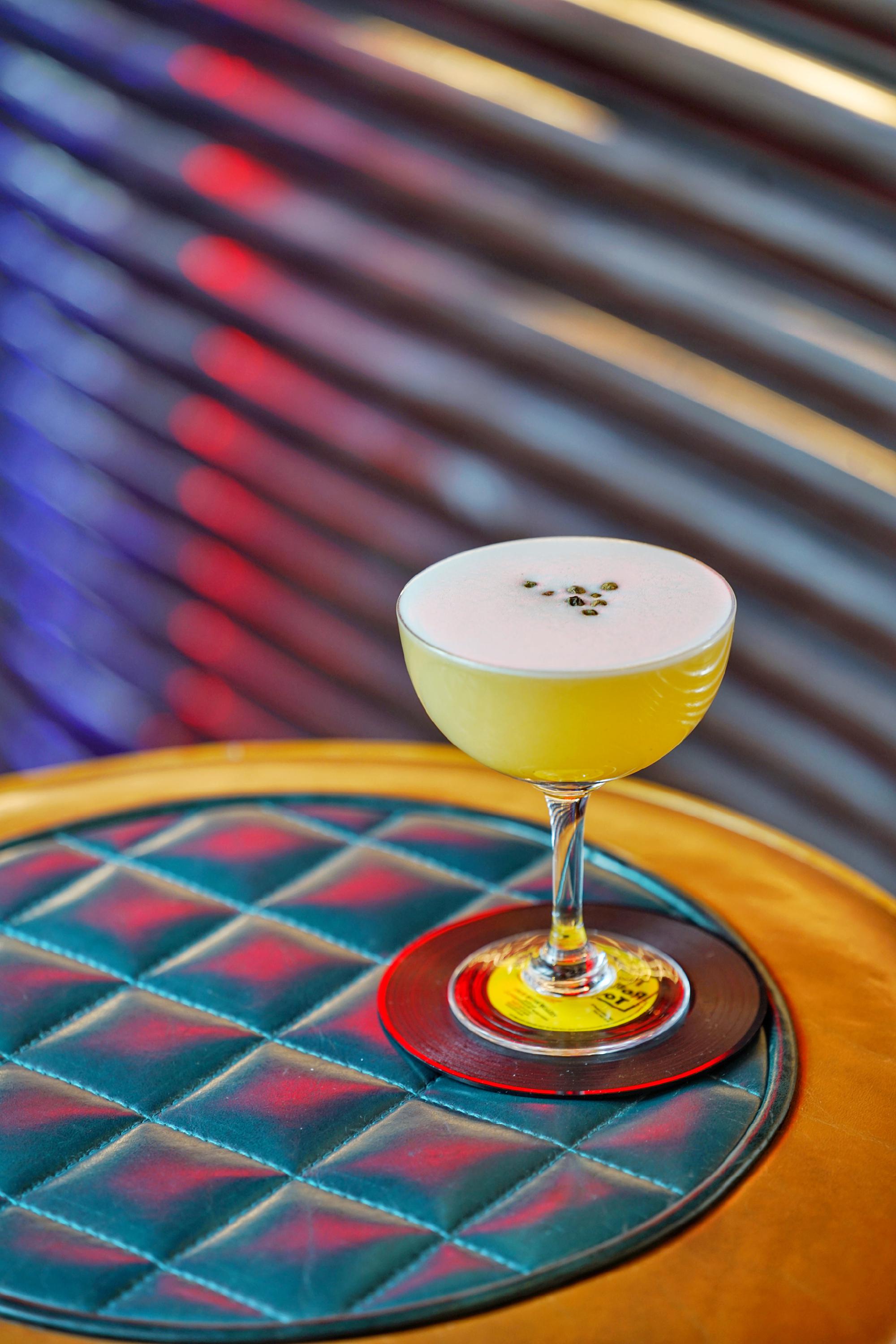 MUGI – The SG Shochu – Discover the Power of Expression.